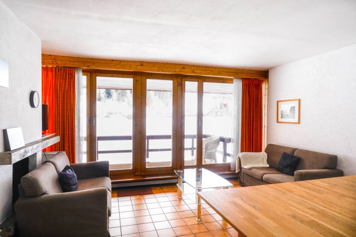 88 M² Apartment ∙ 3 Bedrooms ∙ 7 Guests - Switzerland