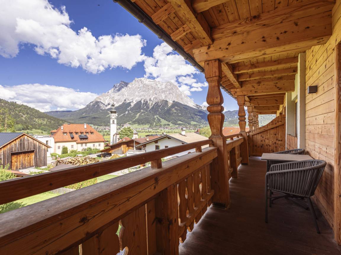 82 M² Apartment ∙ 3 Bedrooms ∙ 7 Guests - Zugspitze
