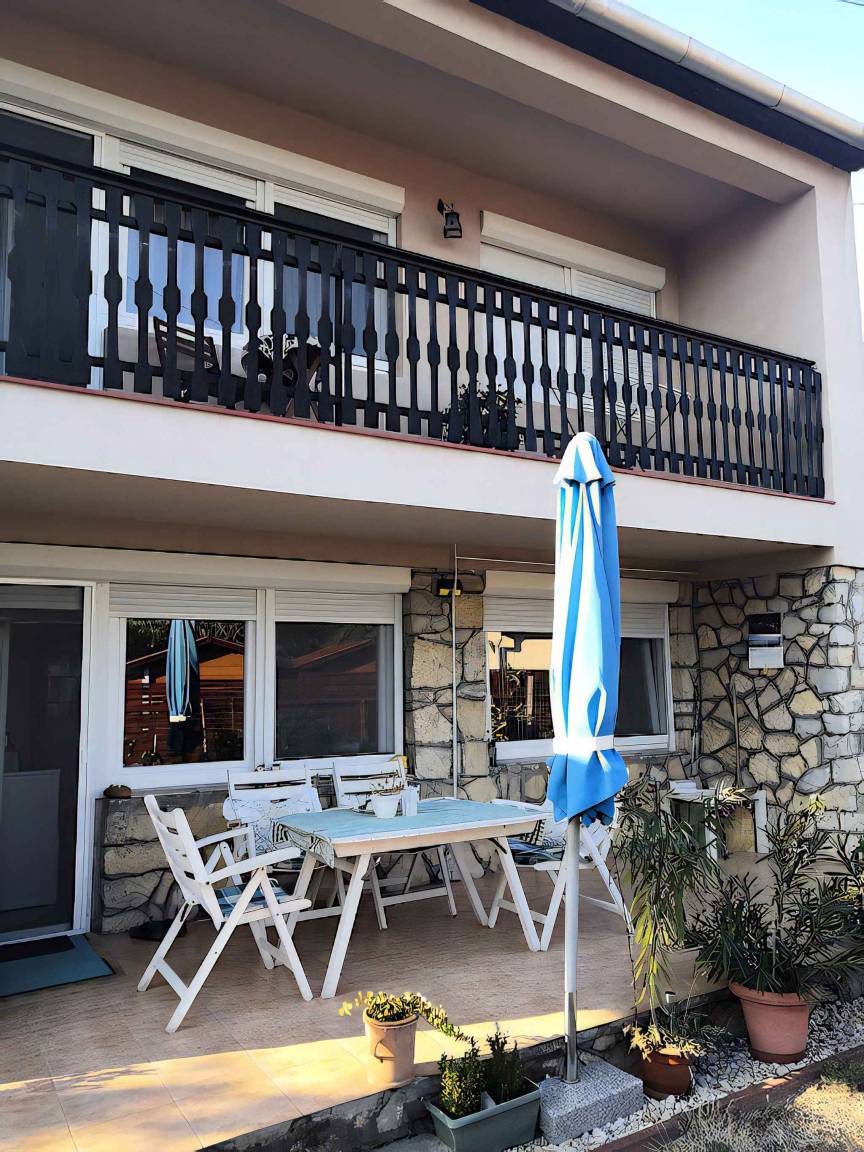 42 M² Apartment ∙ 1 Bedroom ∙ 2 Guests - Csopak