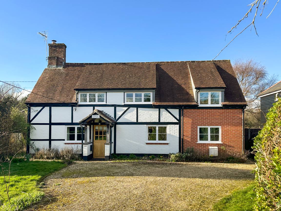 Cottage ∙ 3 Bedrooms ∙ 6 Guests - New Forest District