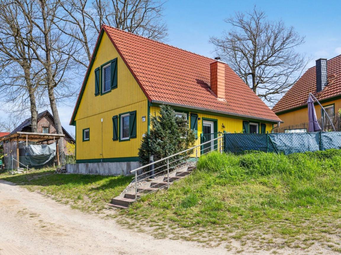105 M² Ferienhaus ∙ 1 Schlafzimmer ∙ 6 Gäste - Plau am See