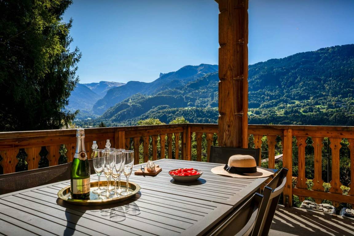 128 M² Chalet ∙ 5 Chambres ∙ 10 Personnes - Samoëns