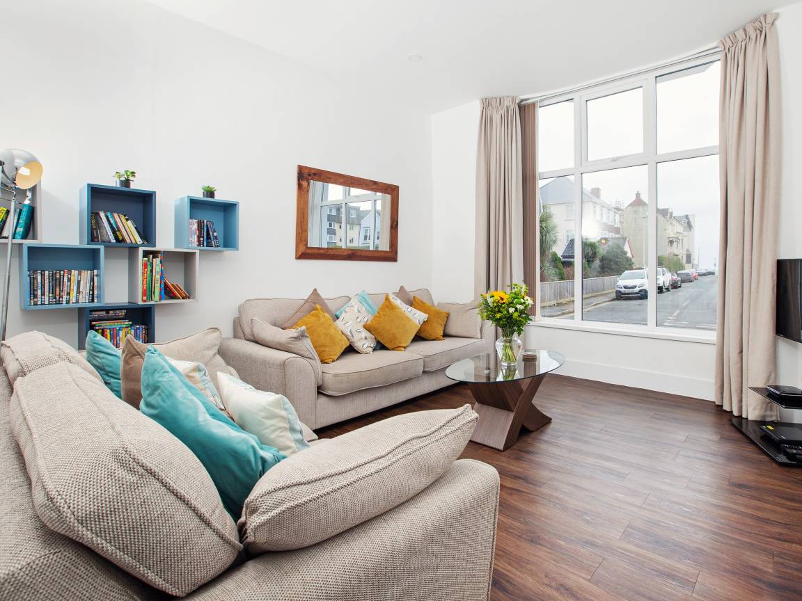 Cottage ∙ 2 Bedrooms ∙ 4 Guests - Tenby