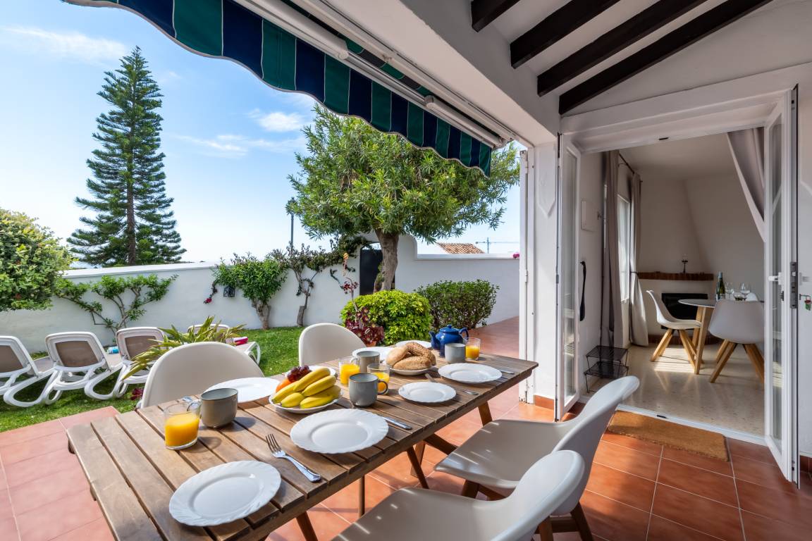 83 M² Casa ∙ 2 Habitaciones ∙ 4 Huéspedes - Nerja