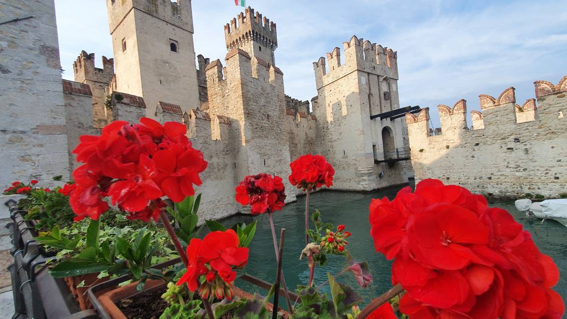 95 M² Appartement ∙ 2 Chambres ∙ 6 Personnes - Sirmione