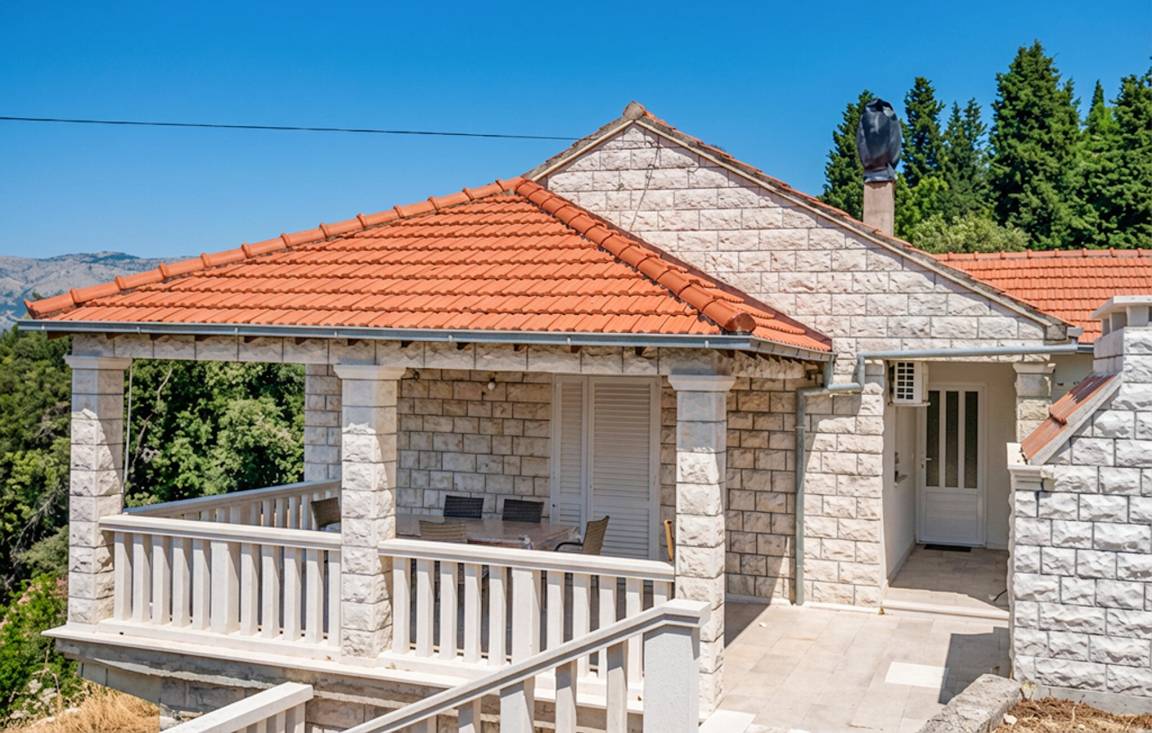 65 M² House ∙ 2 Bedrooms ∙ 6 Guests - Korčula