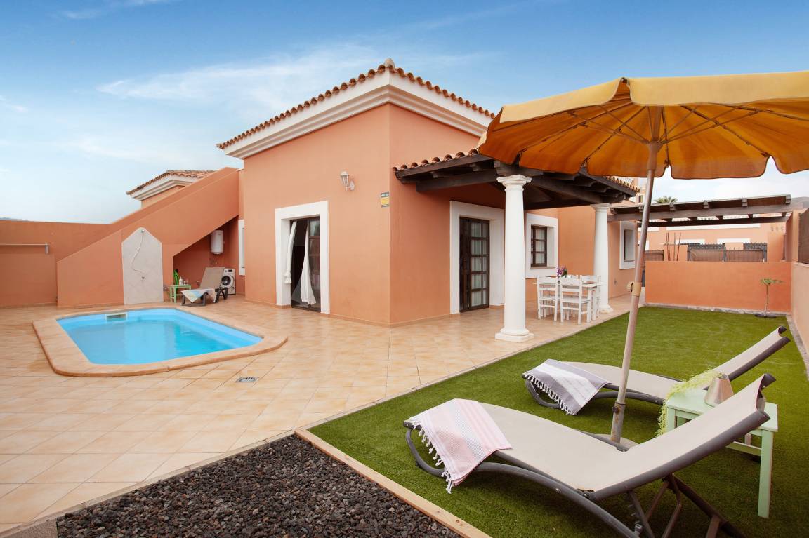 140 M² Villa ∙ 3 Slaapkamers ∙ 7 Gasten - Corralejo