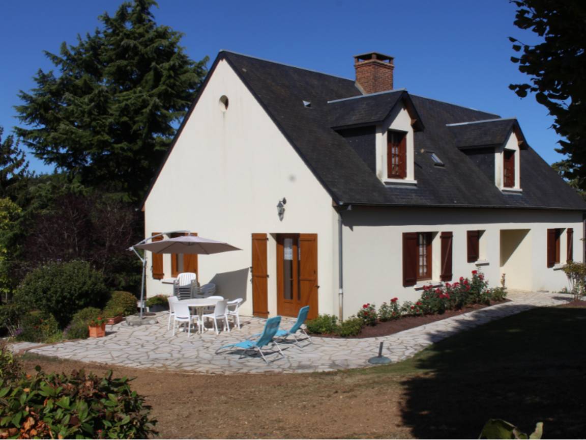 200 M² Casa Rural ∙ 5 Habitaciones ∙ 11 Huéspedes - Sarthe