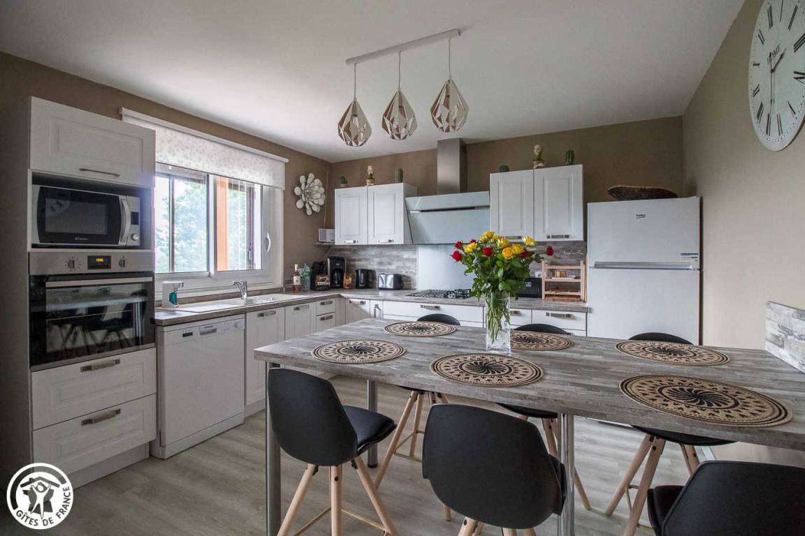 79 M² Gîte ∙ 2 Habitaciones ∙ 4 Huéspedes - Murat-le-Quaire