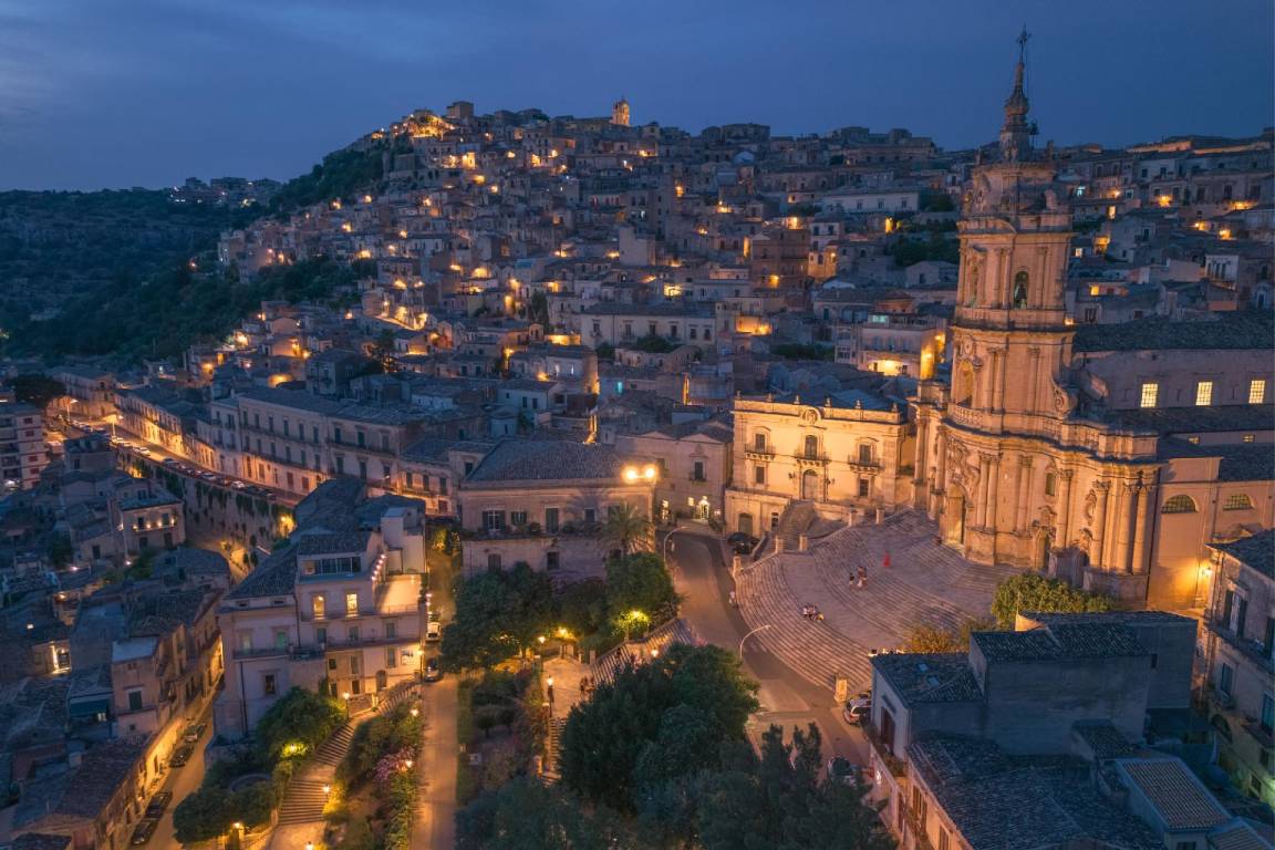 80 M² Apartment ∙ 2 Bedrooms ∙ 4 Guests - Modica