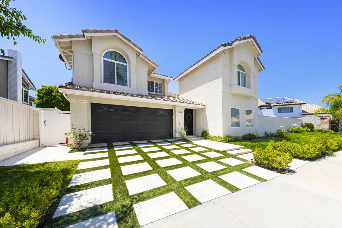 228 M² House ∙ 4 Bedrooms ∙ 8 Guests - Orange, CA