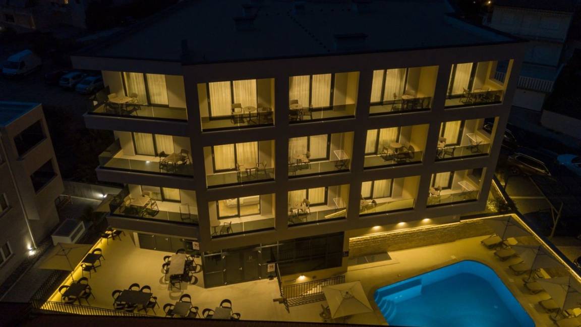 72 M² Appartement ∙ 2 Slaapkamers ∙ 6 Gasten - Makarska