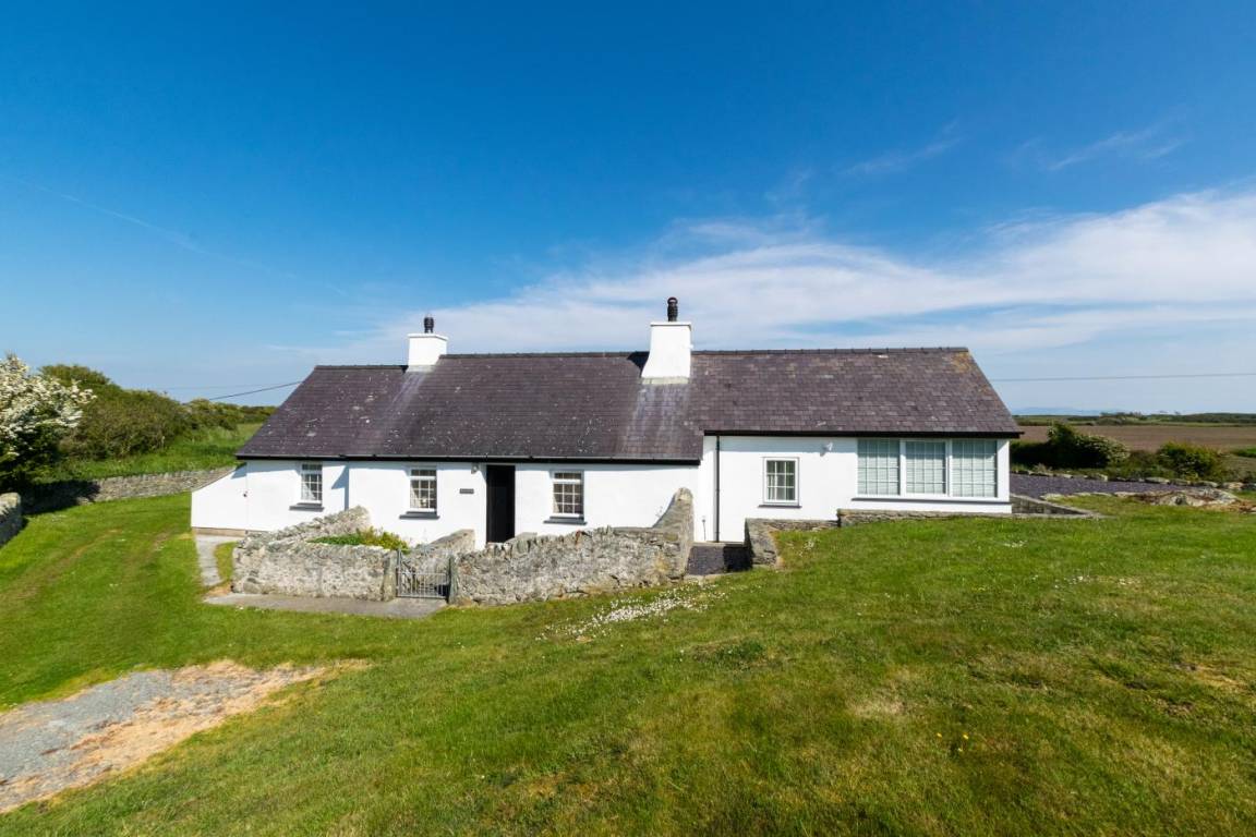 House ∙ 3 Bedrooms ∙ 6 Guests - Rhosneigr