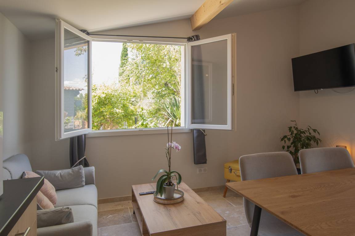 60 M² Ferienhaus ∙ 2 Schlafzimmer ∙ 4 Gäste - Balazuc