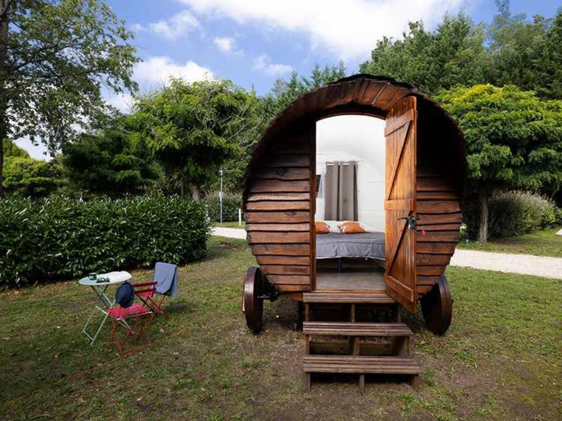 30 M² Camping ∙ 1 Chambre ∙ 2 Personnes - Seine-et-Marne