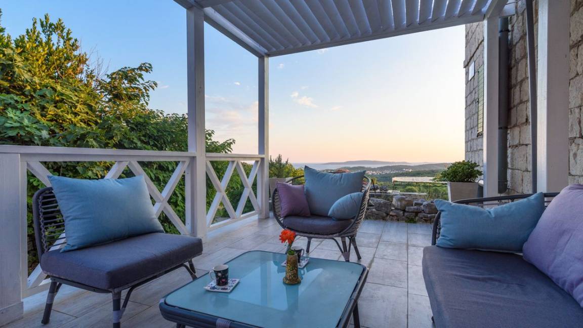 120 M² Ferienhaus ∙ 3 Schlafzimmer ∙ 6 Gäste - Trogir