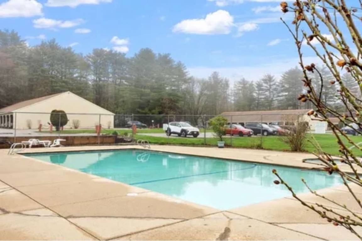 65 M² Condo ∙ 2 Bedrooms ∙ 4 Guests - Dover, NH
