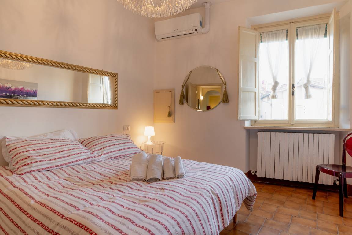 90 M² House ∙ 2 Bedrooms ∙ 4 Guests - Lucca