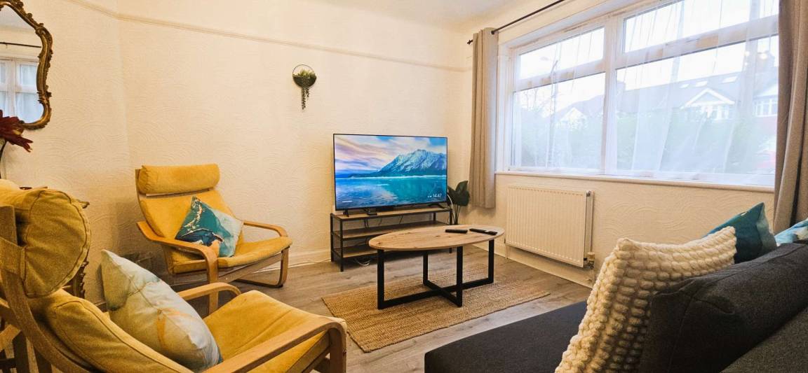 75 M² Apartment ∙ 2 Bedrooms ∙ 8 Guests - Hayes