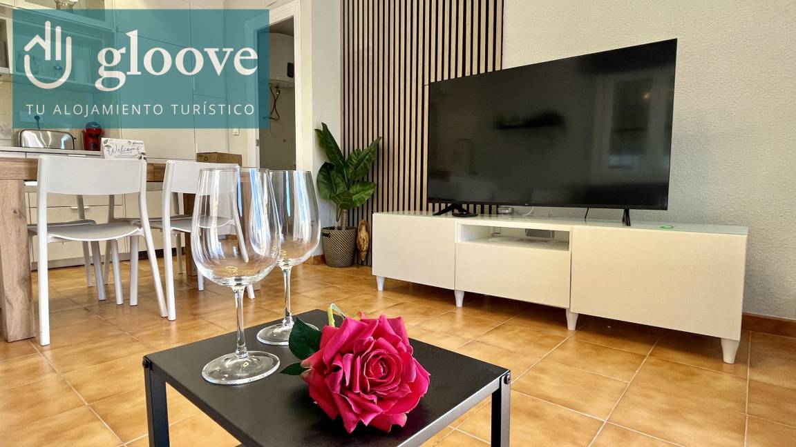 54 M² Apartamento ∙ 2 Habitaciones ∙ 6 Huéspedes - Elche