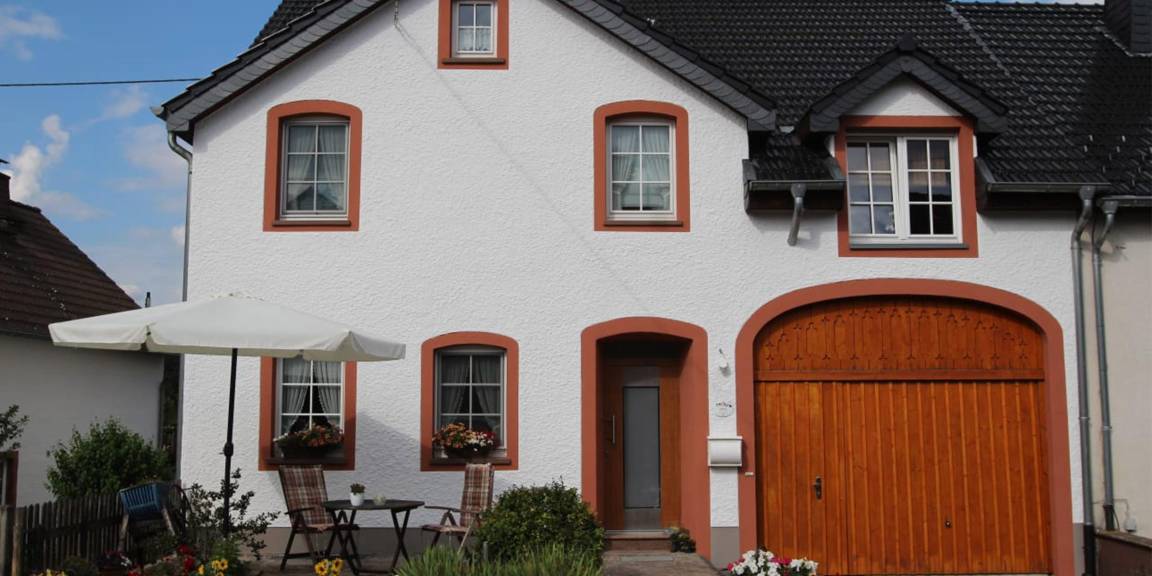50 M² Ferienwohnung ∙ 1 Schlafzimmer ∙ 2 Gäste - Gerolstein
