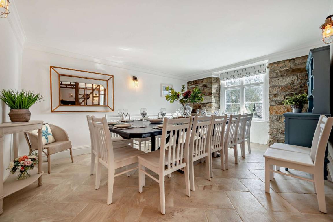 Cottage ∙ 7 Bedrooms ∙ 16 Guests - Perranporth