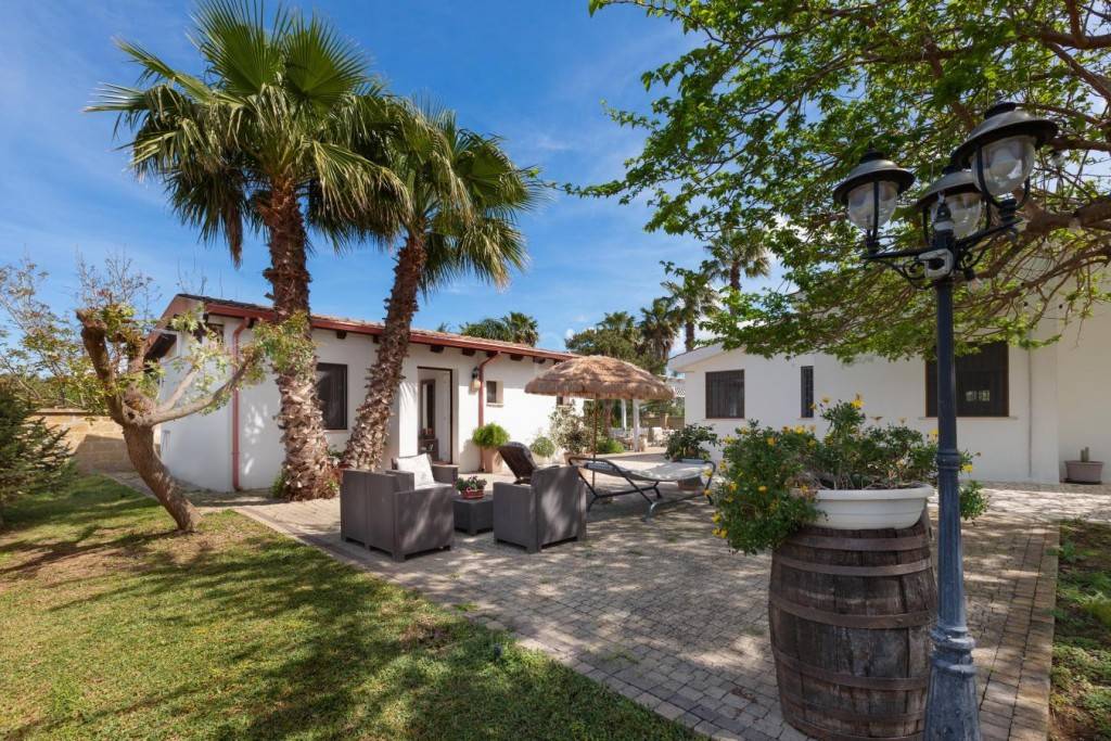 30 M² Bed & Breakfast ∙ 1 Camera Da Letto ∙ 2 Ospiti - Matino