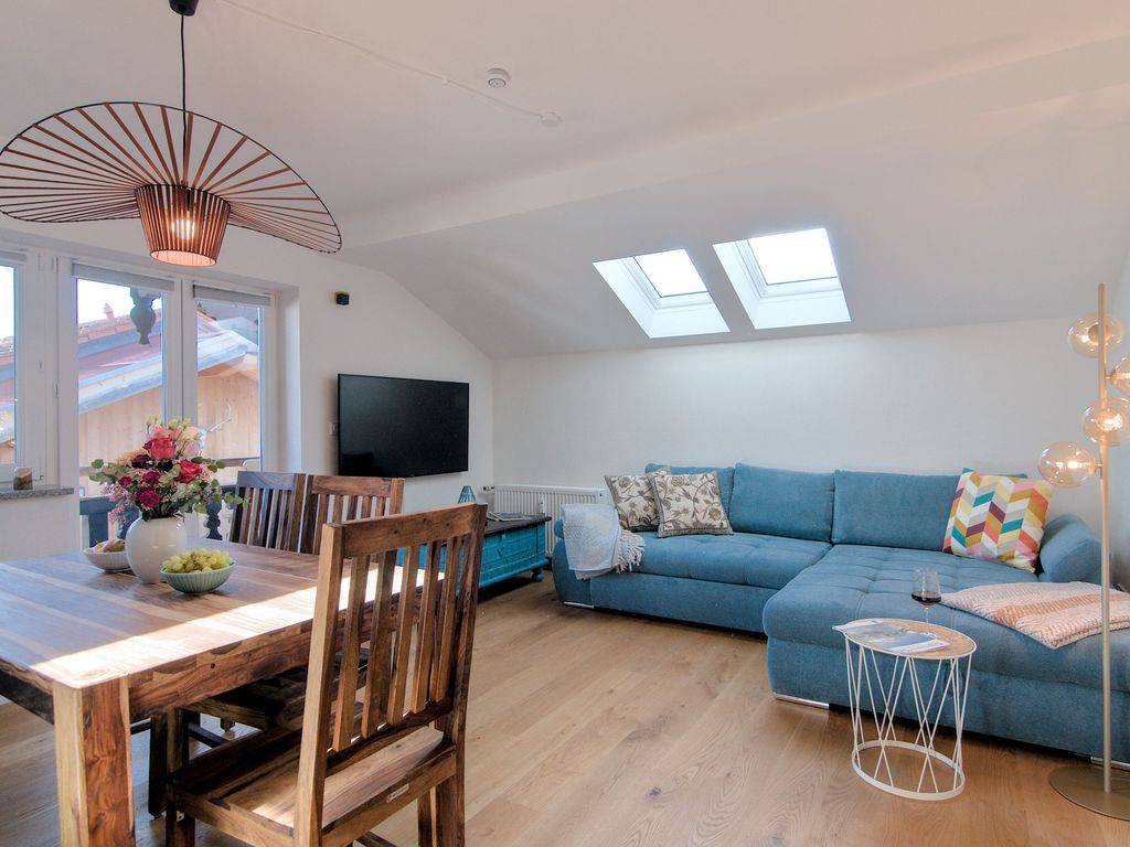 73 M² Ferienwohnung ∙ 2 Schlafzimmer ∙ 4 Gäste - Waakirchen