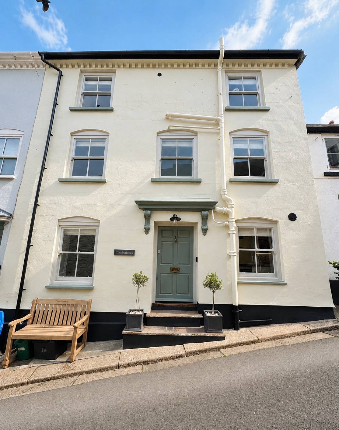 200 M² House ∙ 4 Bedrooms ∙ 8 Guests - Cawsand