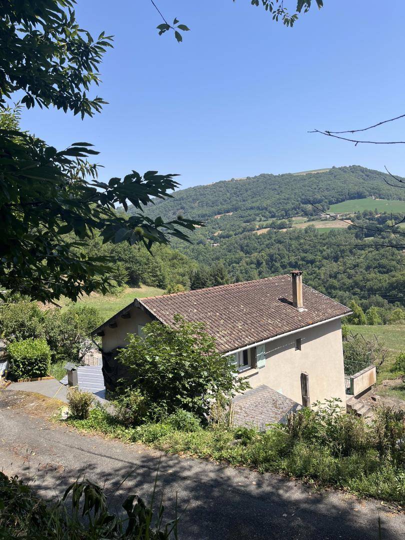96 M² Gîte ∙ 4 Chambres ∙ 9 Personnes - Saint-Sernin-sur-Rance