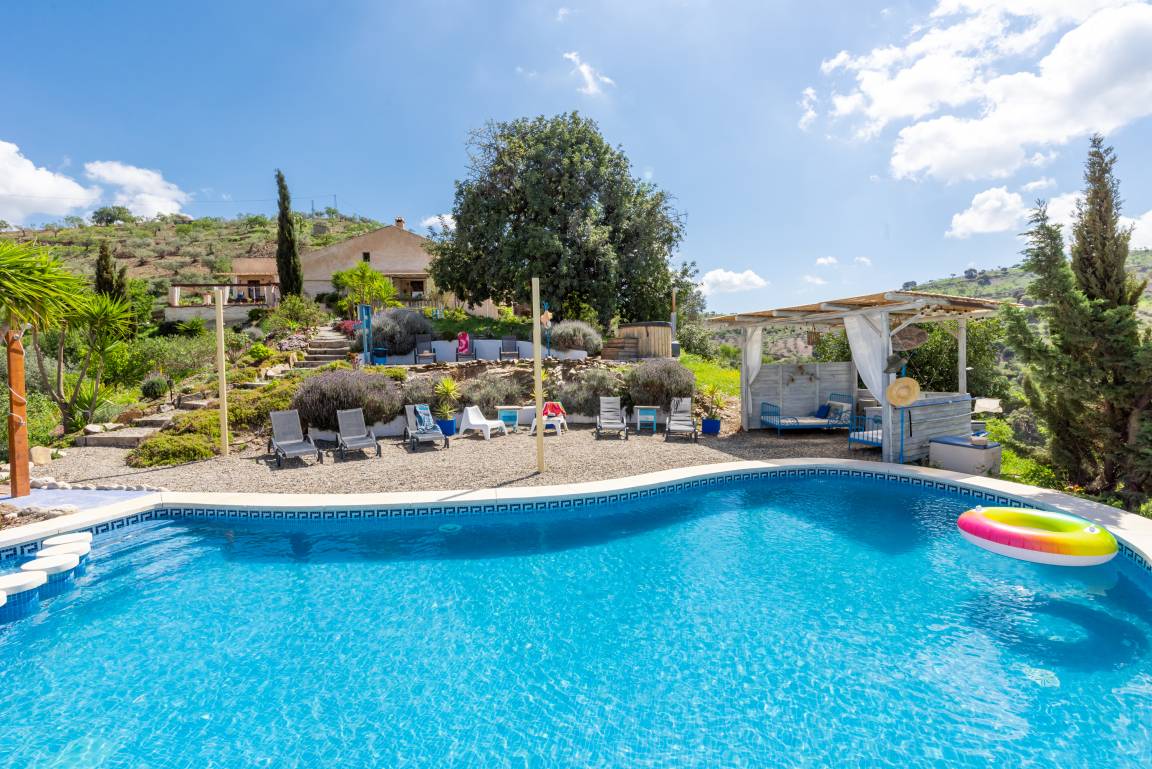 50 M² Apartamento ∙ 2 Habitaciones ∙ 4 Huéspedes - Álora