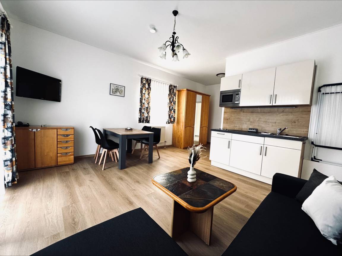 Ferienwohnung ∙ 1 Schlafzimmer ∙ 3 Gäste - Neustadt an der Donau