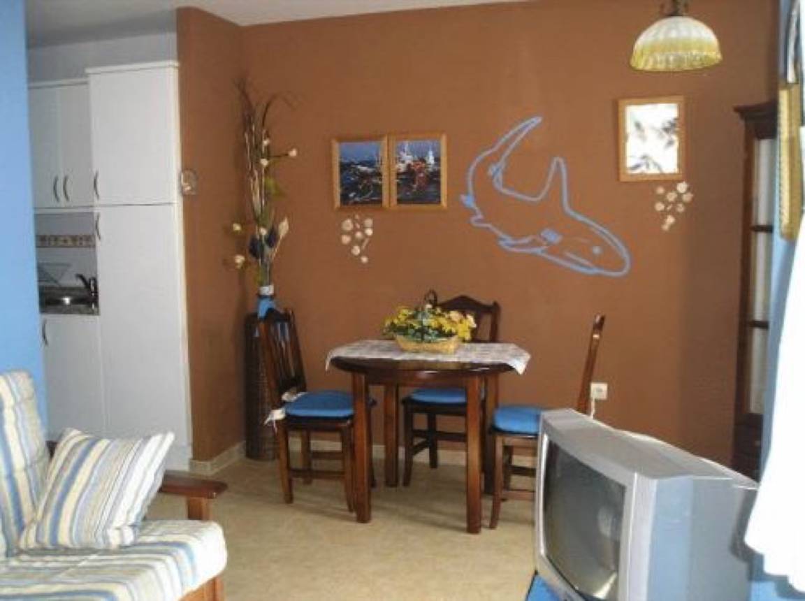 70 M² Apartamento ∙ 2 Habitaciones ∙ 5 Huéspedes - Villaviciosa