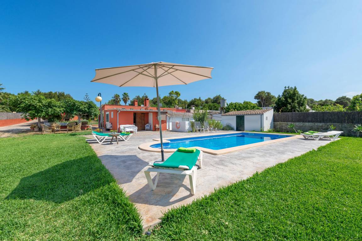 120 M² Villa ∙ 2 Slaapkamers ∙ 4 Gasten - Son Serra de Marina