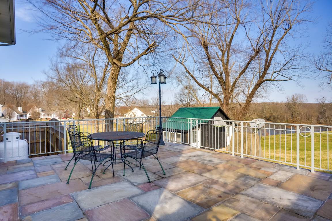 185 M² Cottage ∙ 3 Bedrooms ∙ 8 Guests - Kentucky Lake