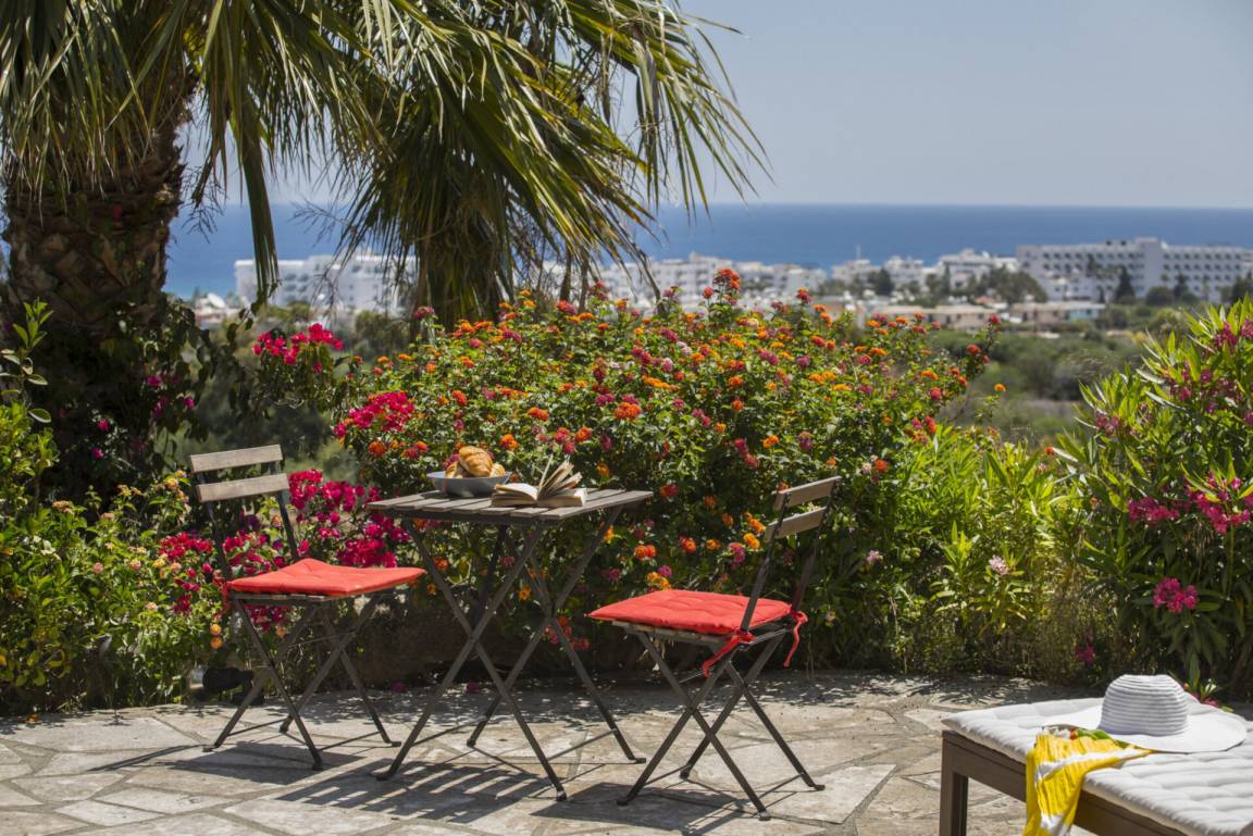 75 M² Apartment ∙ 2 Bedrooms ∙ 6 Guests - Protaras