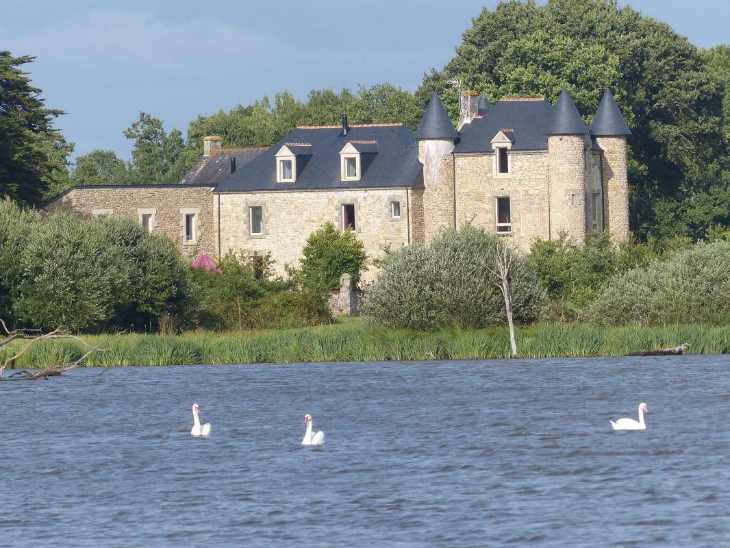 200 M² Gîte ∙ 6 Chambres ∙ 12 Personnes - Vannes