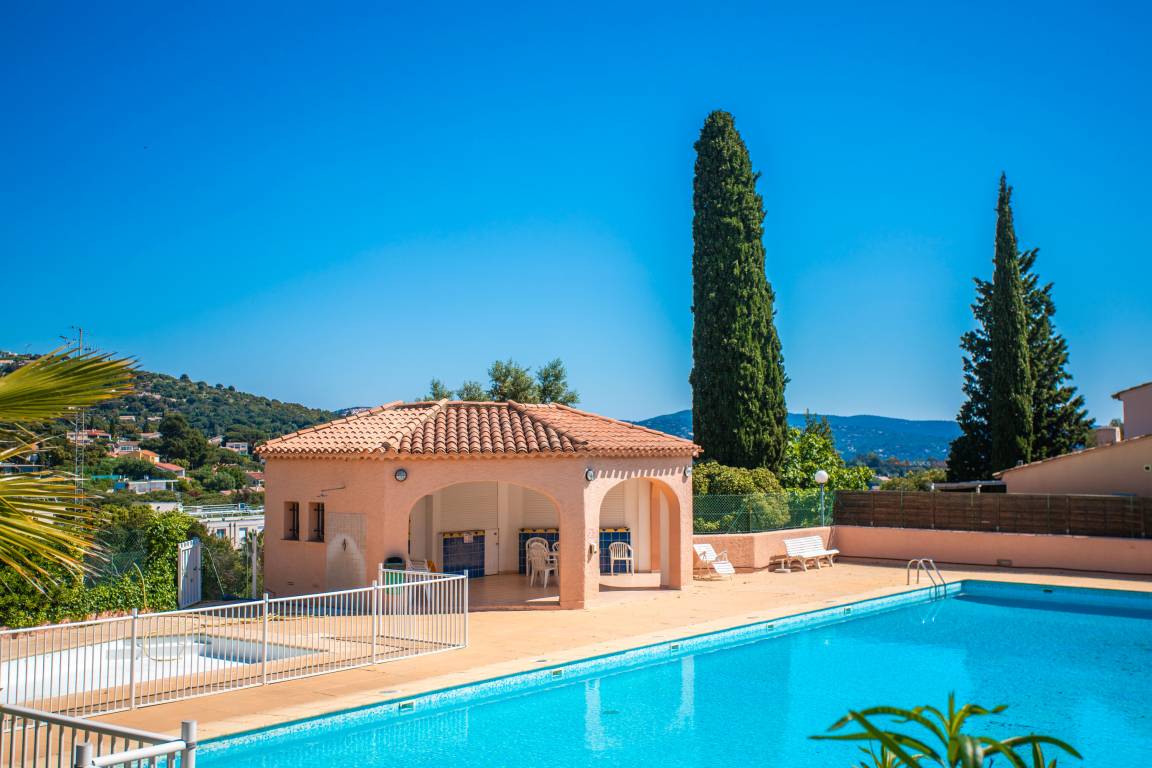 85 M² House ∙ 2 Bedrooms ∙ 4 Guests - Cavalaire-sur-Mer