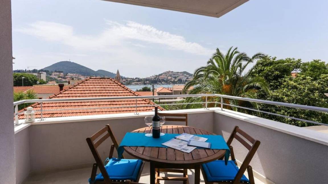 65 M² Ferienwohnung ∙ 2 Schlafzimmer ∙ 6 Gäste - Dubrovnik