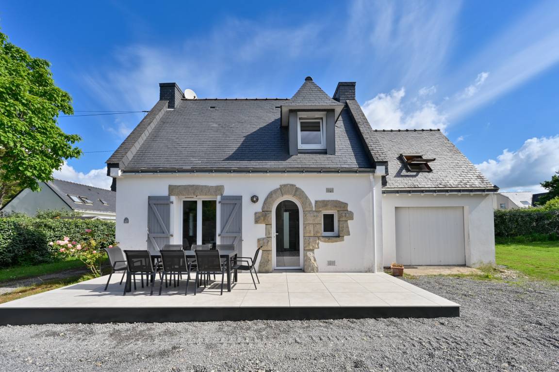 70 M² House ∙ 3 Bedrooms ∙ 6 Guests - Ambon