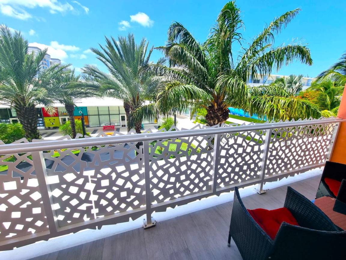 Apartment ∙ 1 Bedroom ∙ 4 Guests - West Bay