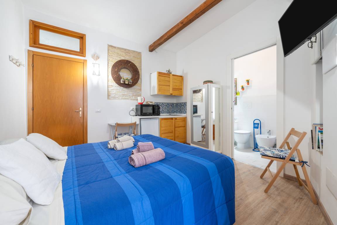 20 M² House ∙ 1 Bedroom ∙ 2 Guests - Cagliari