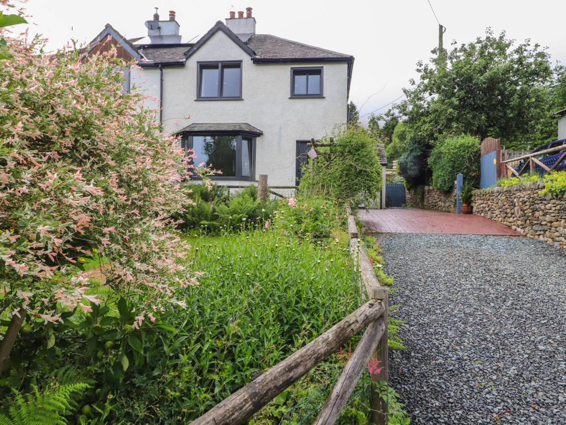 Cottage ∙ 3 Bedrooms ∙ 5 Guests - Borrowdale