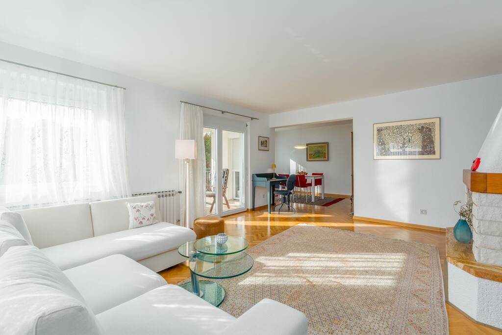 110 M² Apartment ∙ 2 Bedrooms ∙ 5 Guests - Rovinj