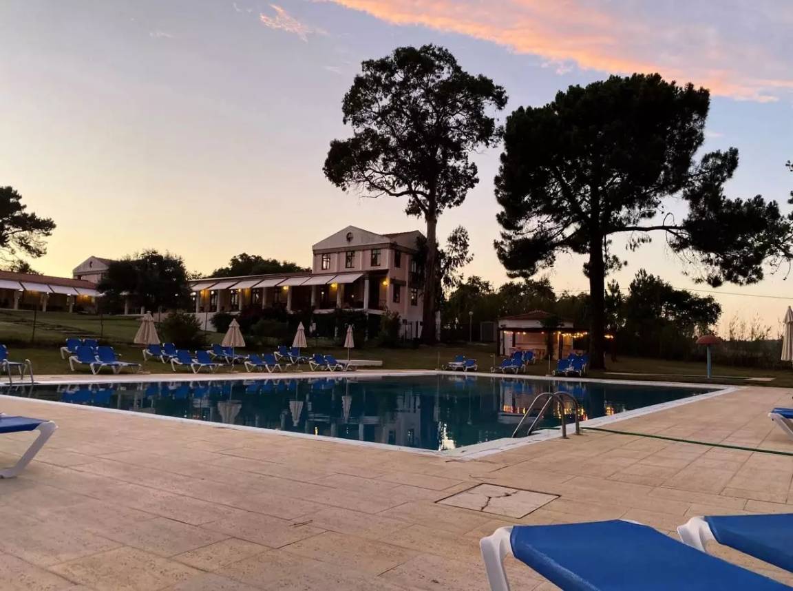 Caravan ∙ 2 Bedrooms ∙ 2 Guests - Portugal