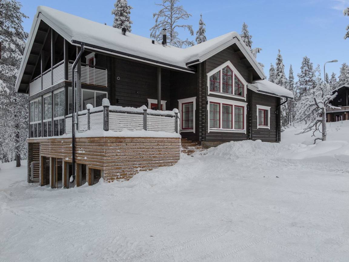 127 M² House ∙ 3 Bedrooms ∙ 8 Guests - Äkäslompolo