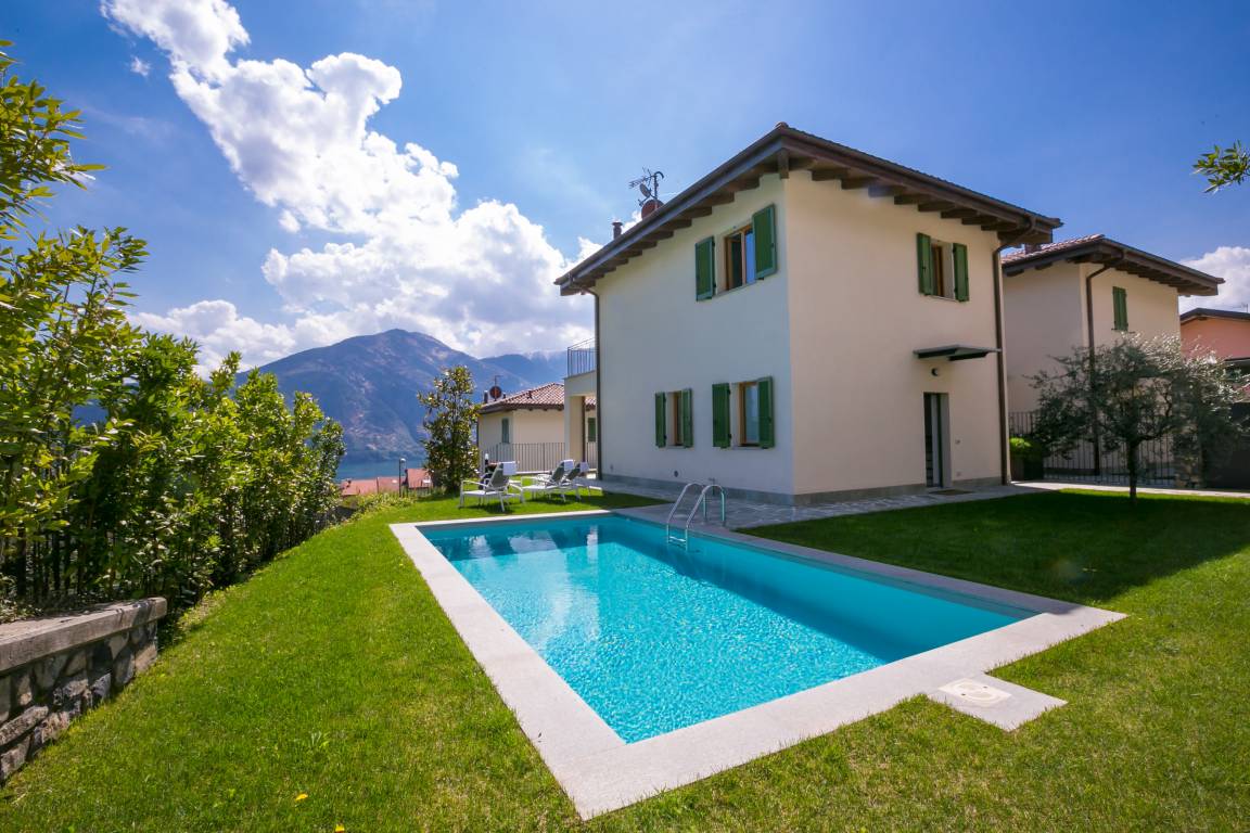 100 M² Villa ∙ 6 Habitaciones ∙ 12 Huéspedes - Varenna