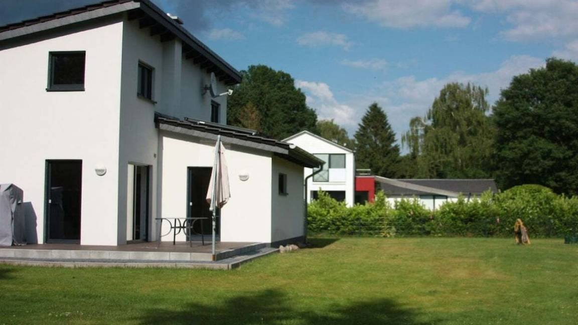 100 M² Ferienhaus ∙ 2 Schlafzimmer ∙ 4 Gäste - Wunstorf