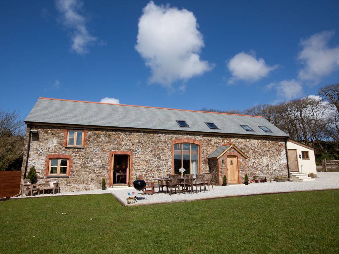 Cottage ∙ 4 Bedrooms ∙ 8 Guests - Clovelly