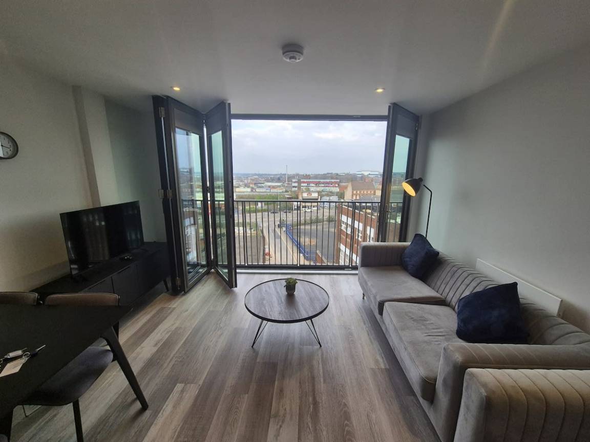 70 M² Apartment ∙ 2 Bedrooms ∙ 4 Guests - Edgbaston Stadium